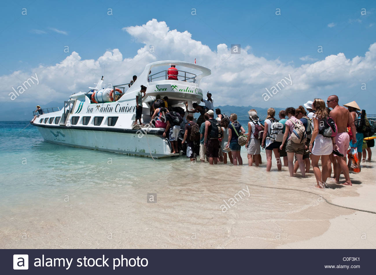 Boarding A Boat Stock Photos & Boarding A Boat Stock Images - Alamy