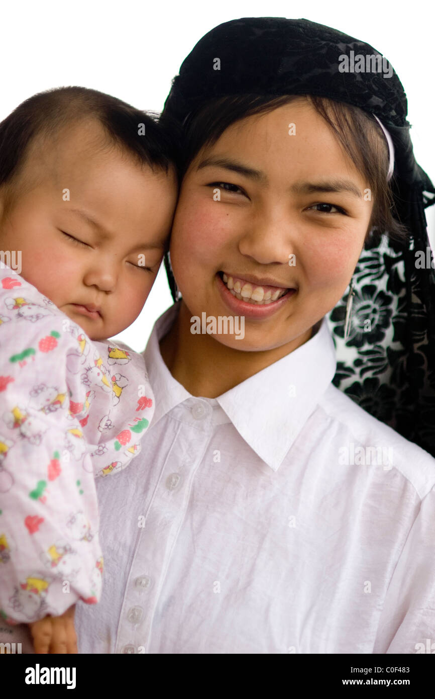 Muslim mother and baby hi-res stock photography and images - Alamy