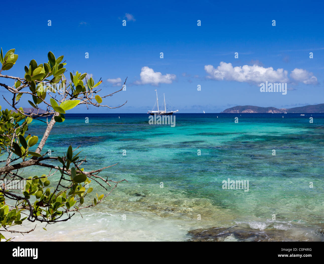 Hawksnest Bay on the Caribbean island of St John in the US Virgin ...
