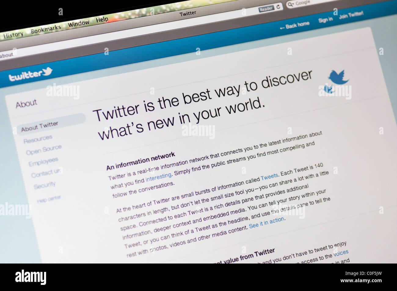 Twitter social hi-res stock photography and images - Alamy