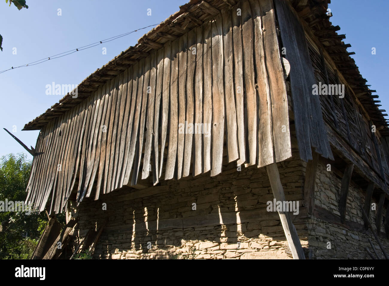 Wooden barn at Kosti village, old bulgarian architecture, Burgas ...