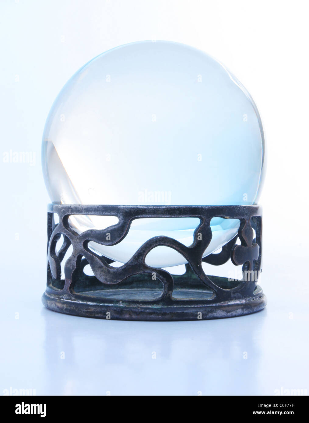 Crystal ball stand hi-res stock photography and images - Alamy