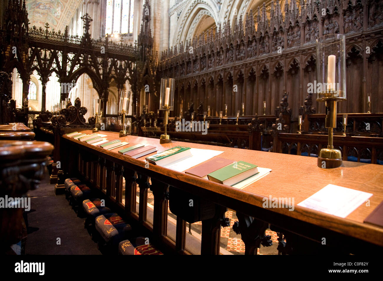Choir bench hi-res stock photography and images - Alamy