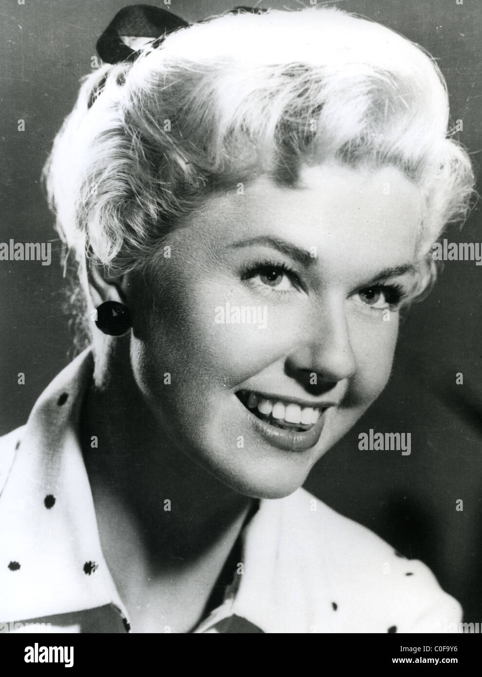 Doris Ray's Instagram, Twitter & Facebook on IDCrawl