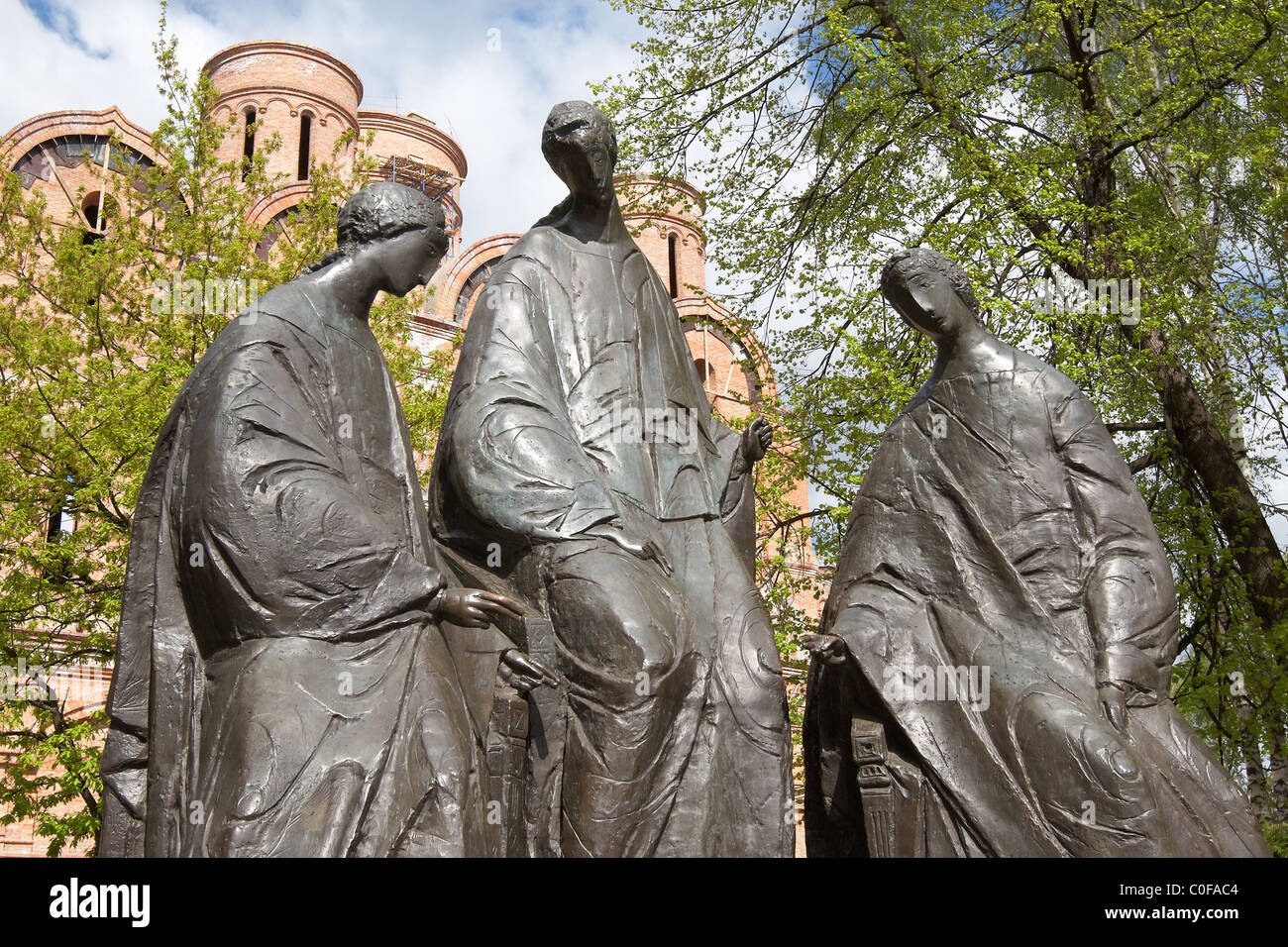 Trinity sculpture hi-res stock photography and images - Alamy