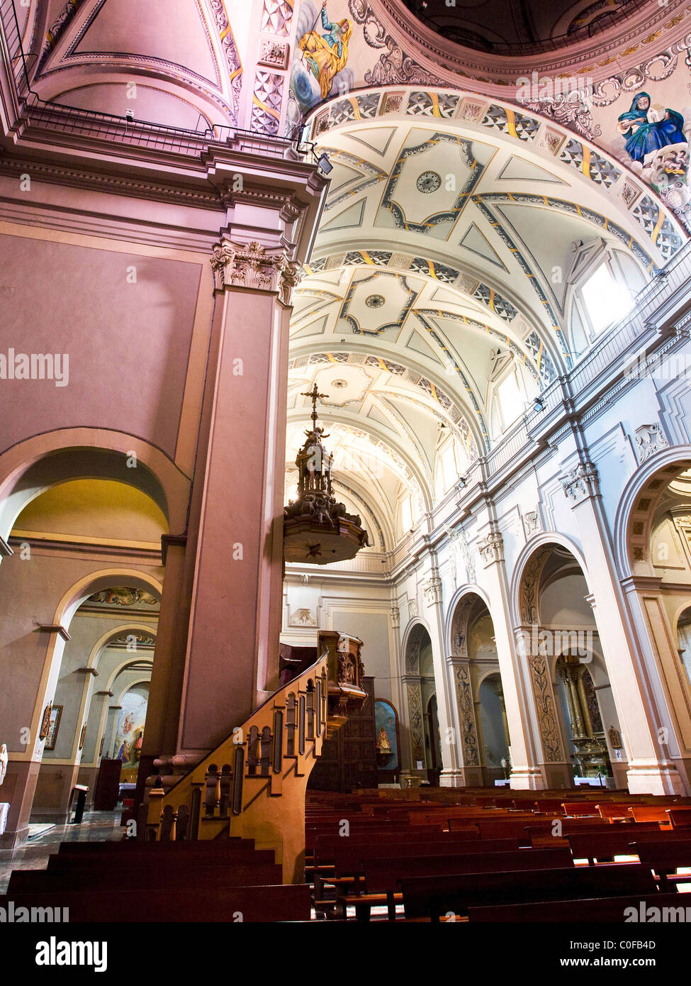 Temple vaults hi-res stock photography and images - Alamy