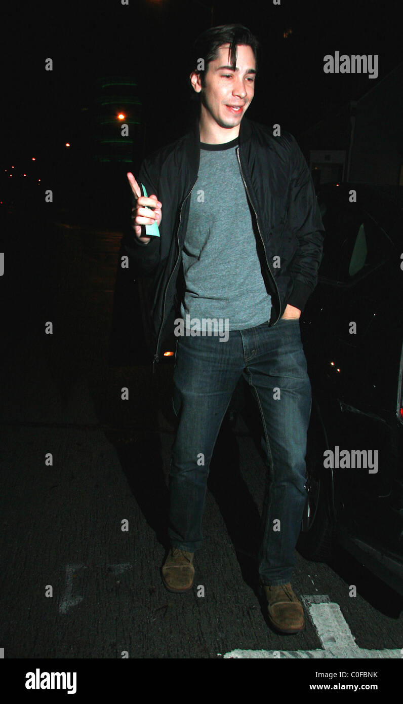Justin Long arriving at the Villa Lounge nightclub Los Angeles ...