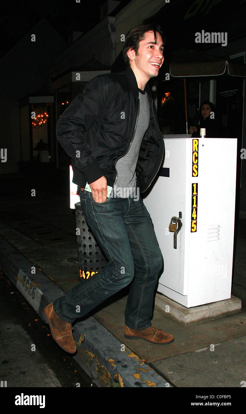 Justin Long arriving at the Villa Lounge nightclub Los Angeles ...