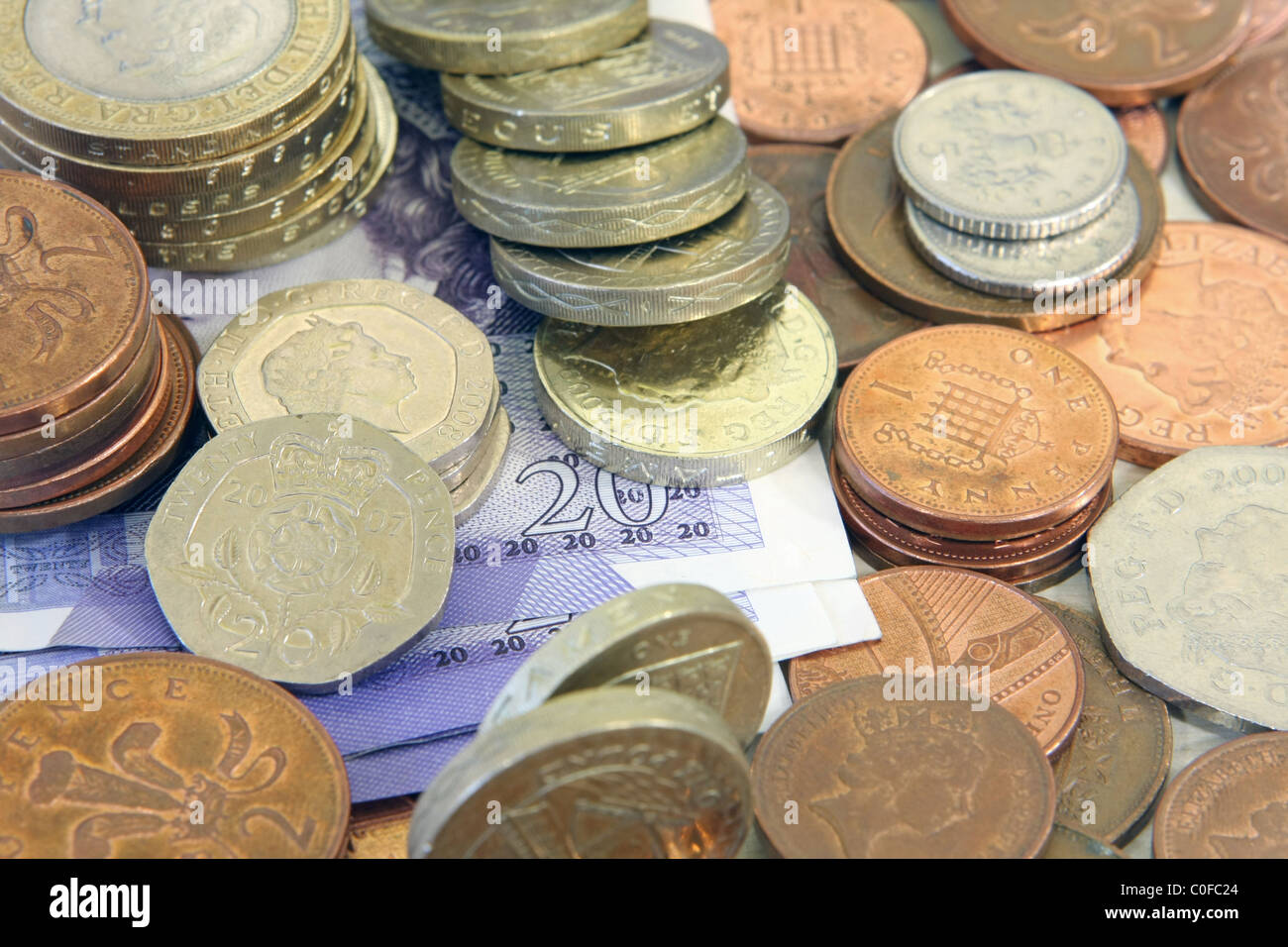 Mixture of coins and notes hi-res stock photography and images - Alamy