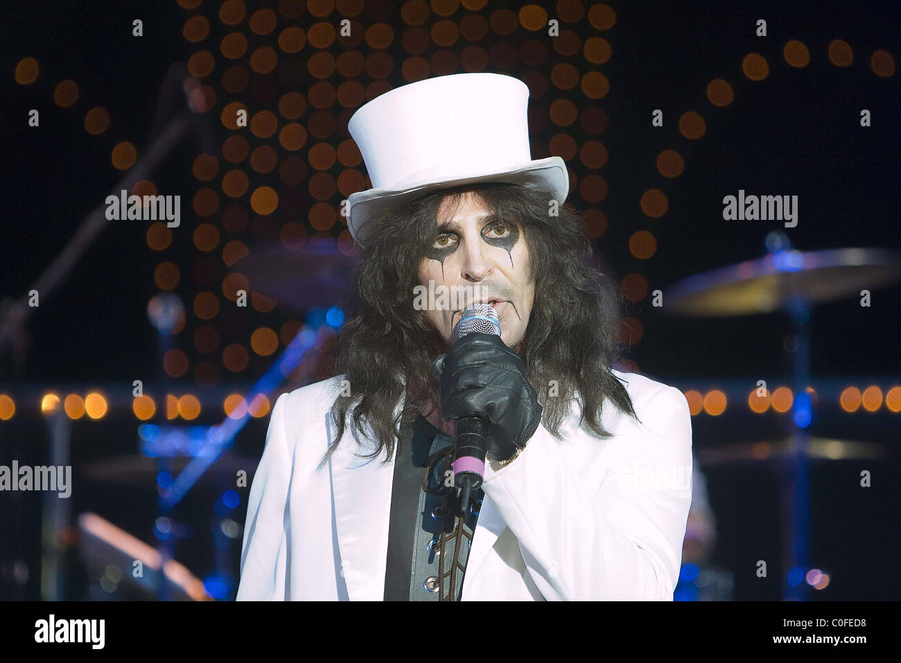 Alice Cooper impersonator, Rock Valentine Performance Night The 17th ...