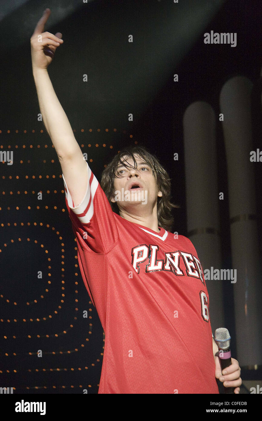 Mick Jagger impersonator, Tongue Performance Night The 17th annual Reel ...
