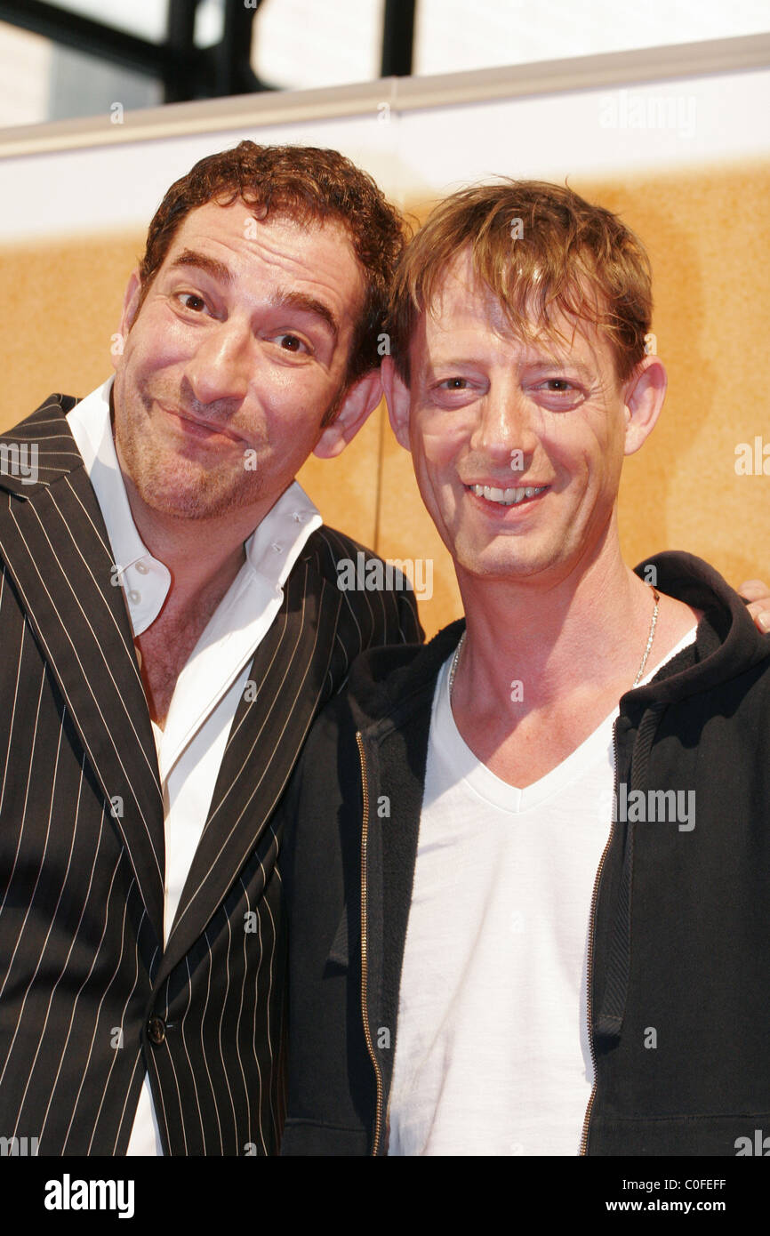 Alexander djassemi und luc feit hi-res stock photography and images - Alamy