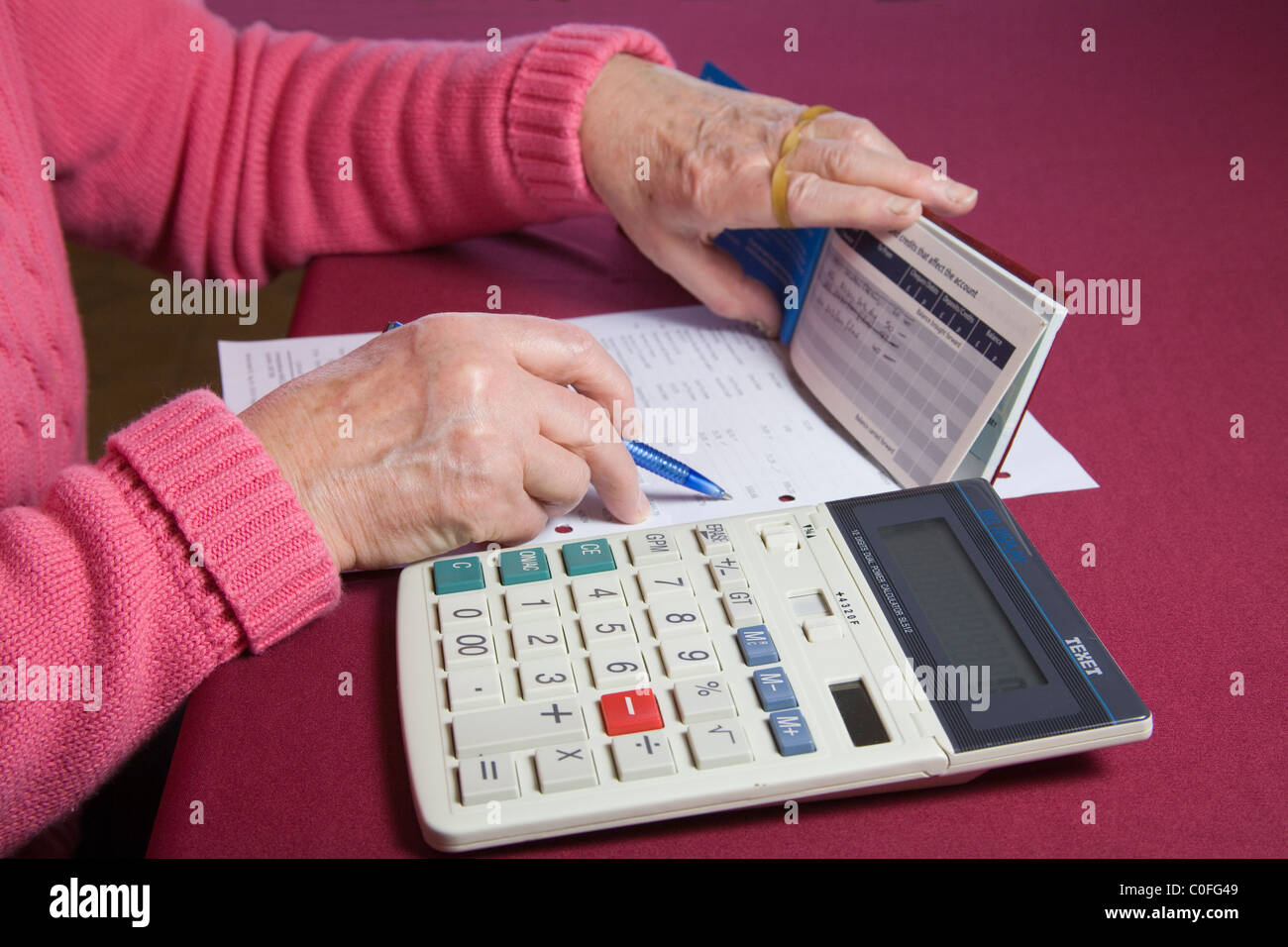 Cheque book hi-res stock photography and images - Alamy