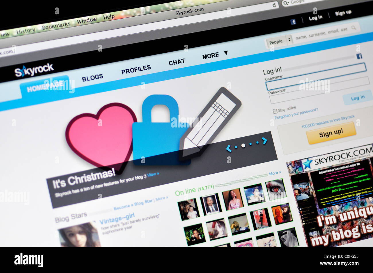 Web blogs hi-res stock photography and images - Alamy