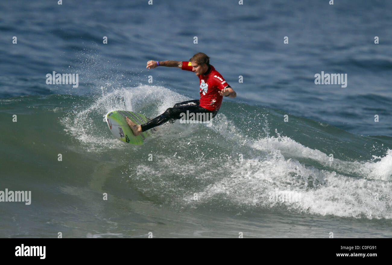 RICKY BASNETT SOUTH AFRICAN PRO SURFER SOUTH AFRICAN PRO SURFER BALLITO ...