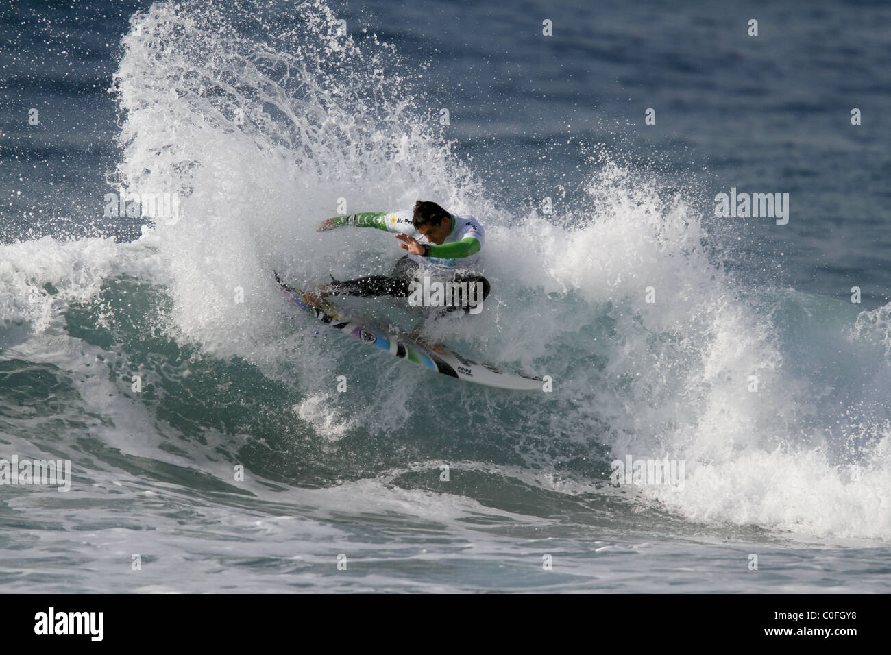 SHANE THORNE SOUTH AFRICAN PRO SURFER SOUTH AFRICAN PRO SURFER BALLITO ...