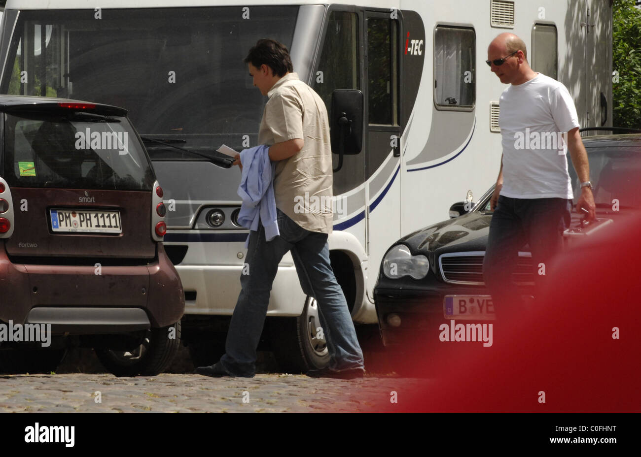 Oliver Juhnke on the set of "Lucky Fritz", his debut as a movie actor ...