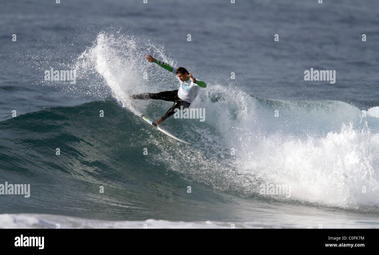 SHANE THORNE SOUTH AFRICAN PRO SURFER SOUTH AFRICAN PRO SURFER BALLITO ...