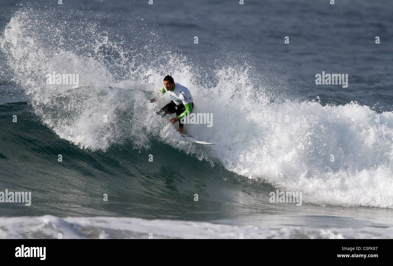 SHANE THORNE SOUTH AFRICAN PRO SURFER SOUTH AFRICAN PRO SURFER BALLITO ...