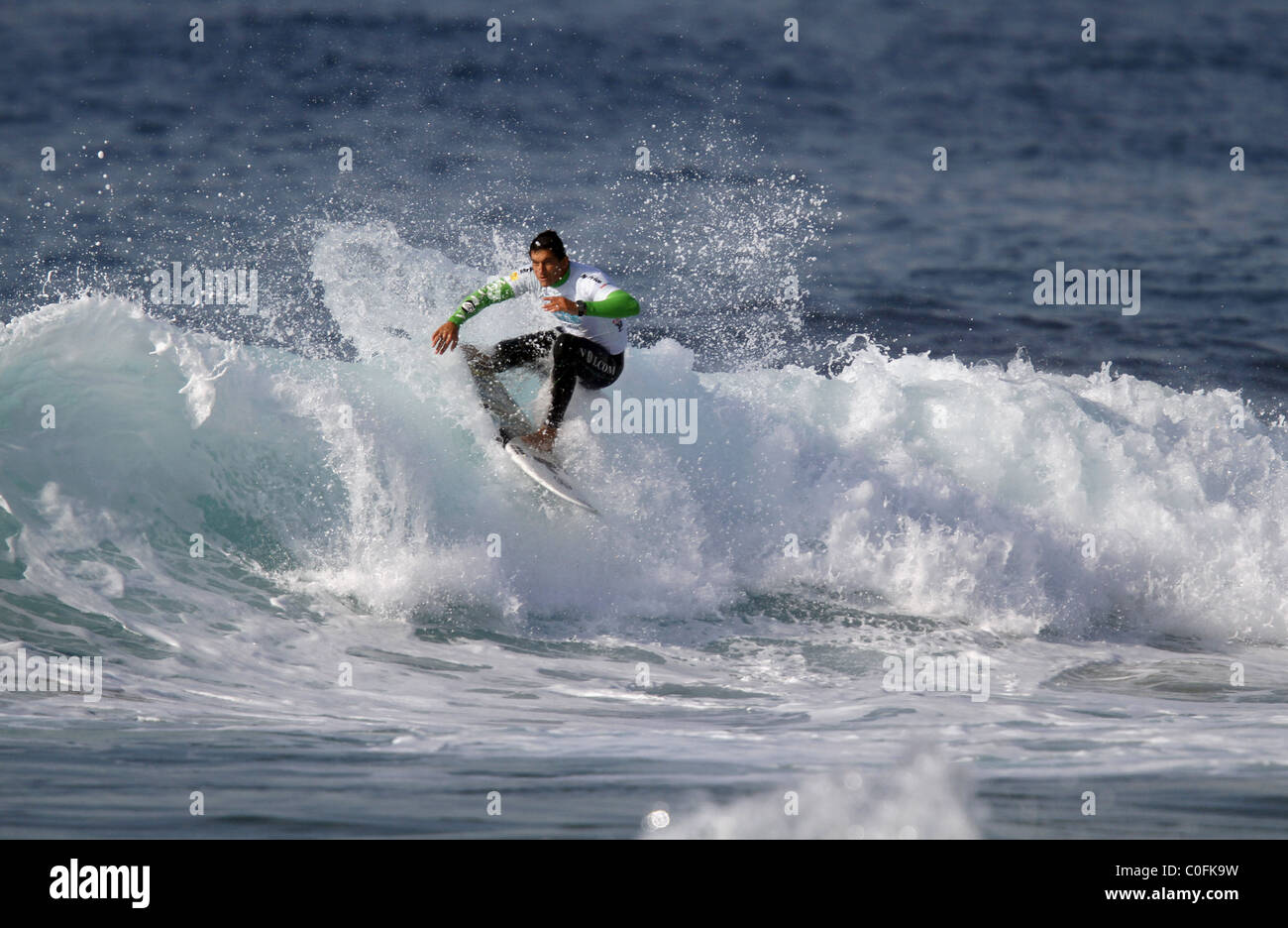 SHANE THORNE SOUTH AFRICAN PRO SURFER SOUTH AFRICAN PRO SURFER BALLITO ...