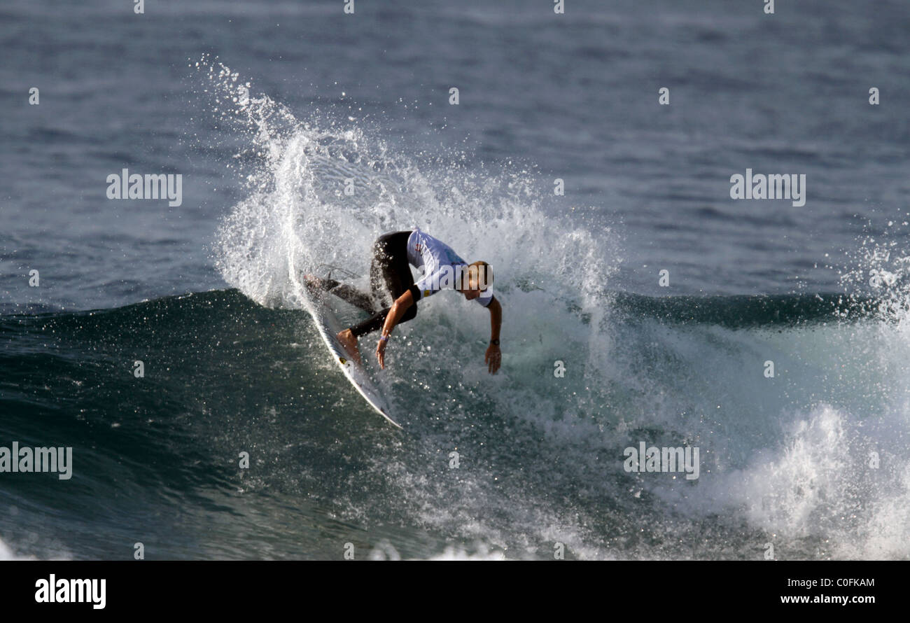 SIMON FISH SOUTH AFRICAN PRO SURFER SOUTH AFRICAN PRO SURFER BALLITO ...