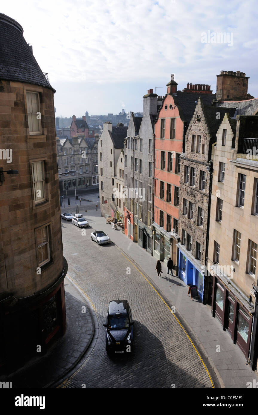 Edinburgh old town streets hi-res stock photography and images - Alamy