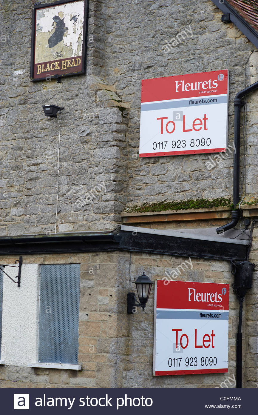 Pub Closed Sign Stock Photos & Pub Closed Sign Stock Images - Alamy