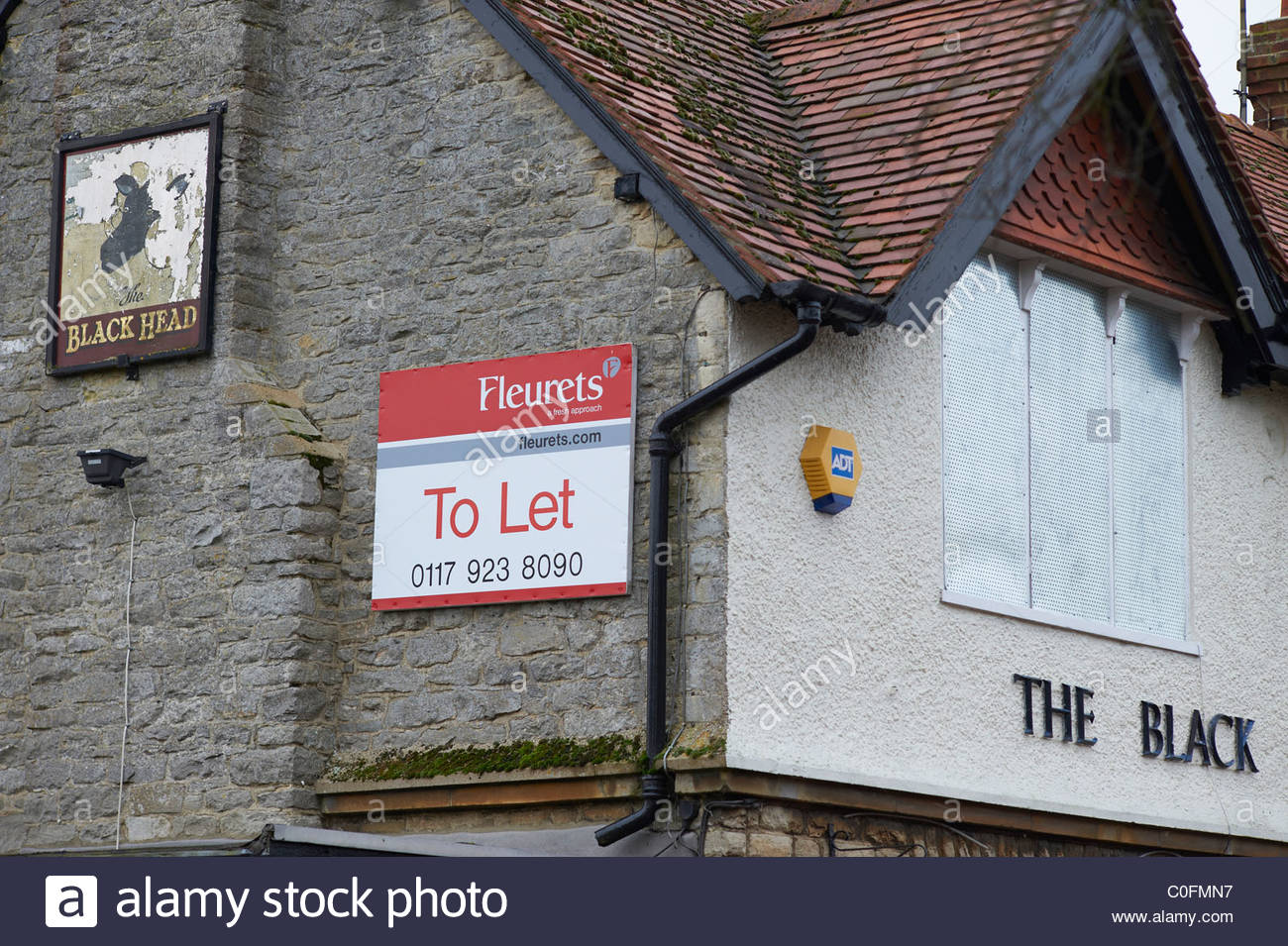 Pub Sign Closed Down Stock Photos & Pub Sign Closed Down Stock Images ...