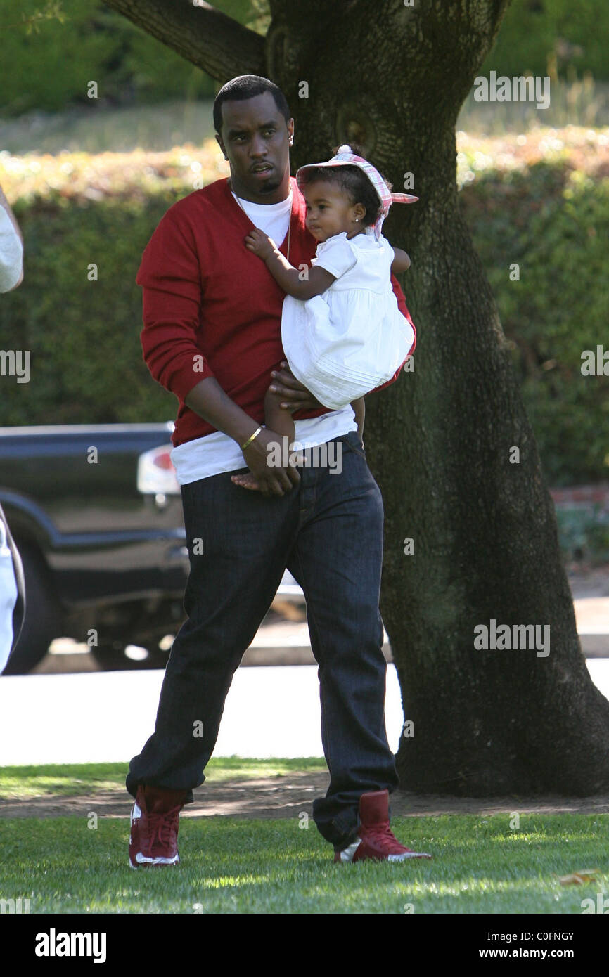 Sean 'P. Diddy' Combs plays with his twin daughters D'Lila Star Combs ...