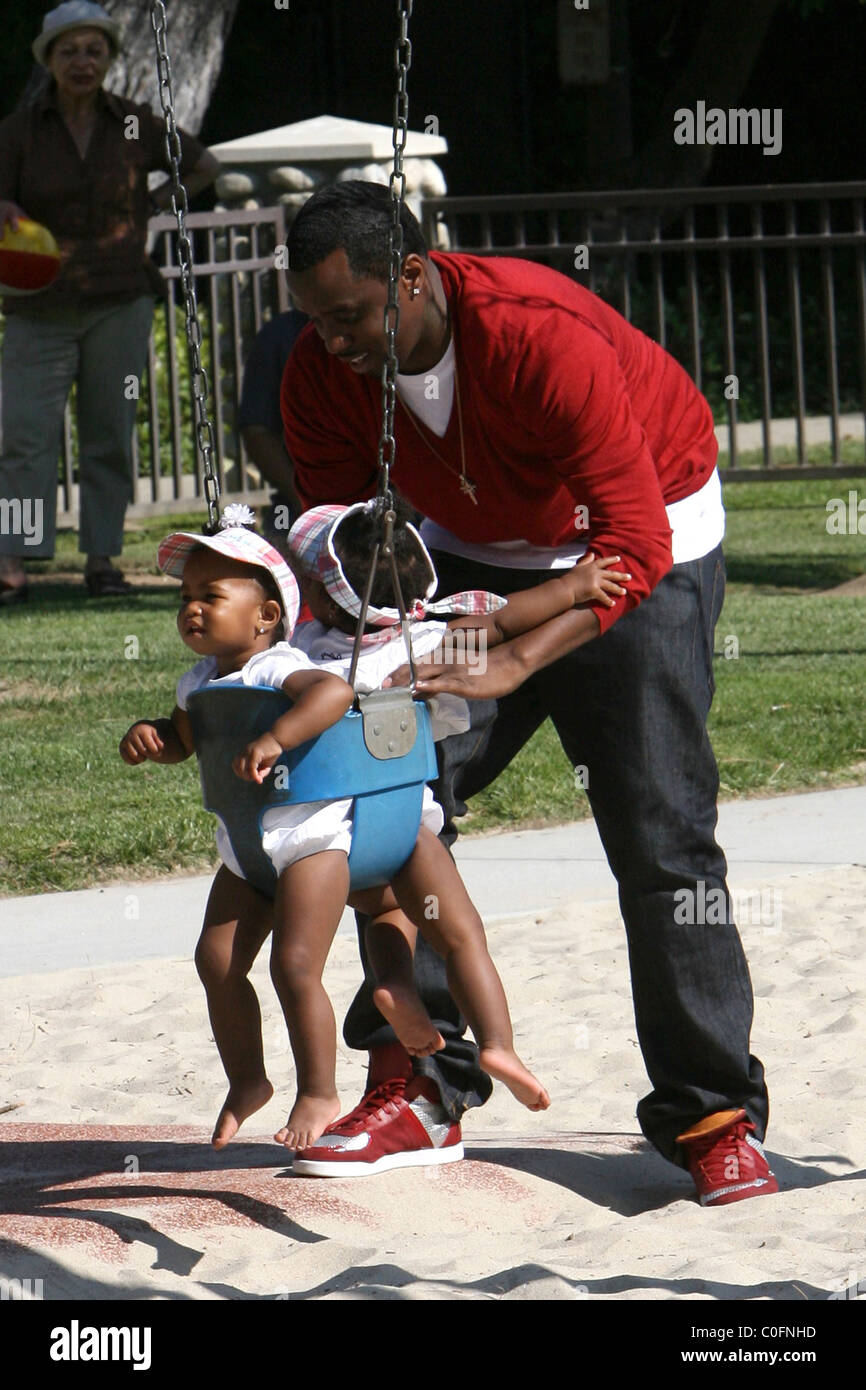 Sean 'P. Diddy' Combs plays with his twin daughters D'Lila Star Combs ... Sean 'P. Diddy' Combs plays with his twin daughters D'Lila Star Combs ...