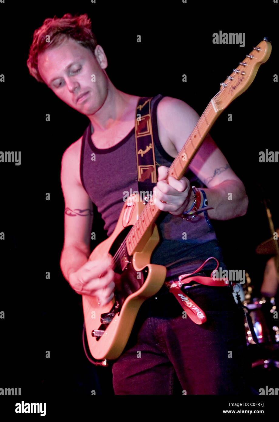 Steven Ramsay The Dykeenies Performing at Liverpool Barfly as part of ...