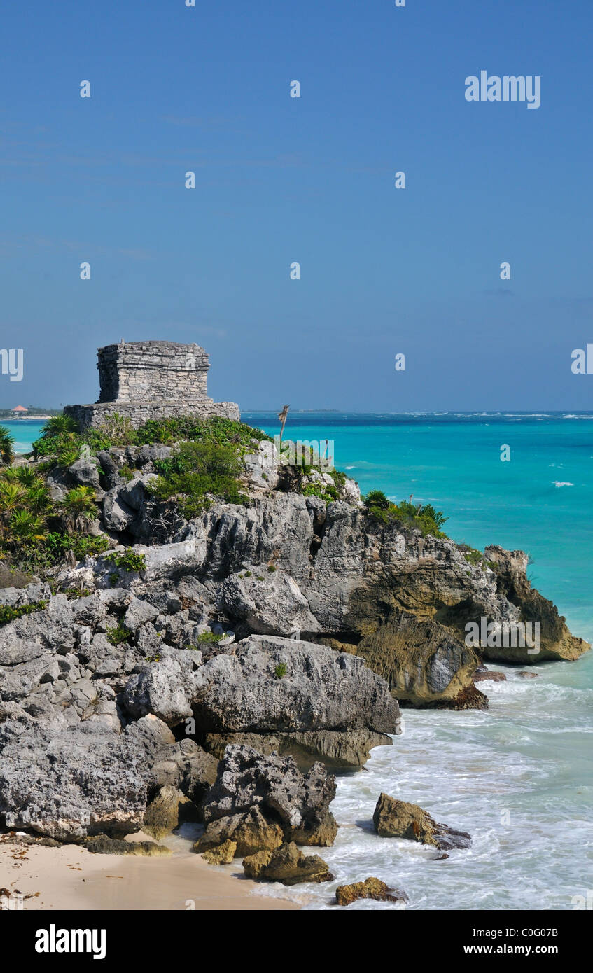 Ruins and beach at Tulum, Mexico Stock Photo - Alamy