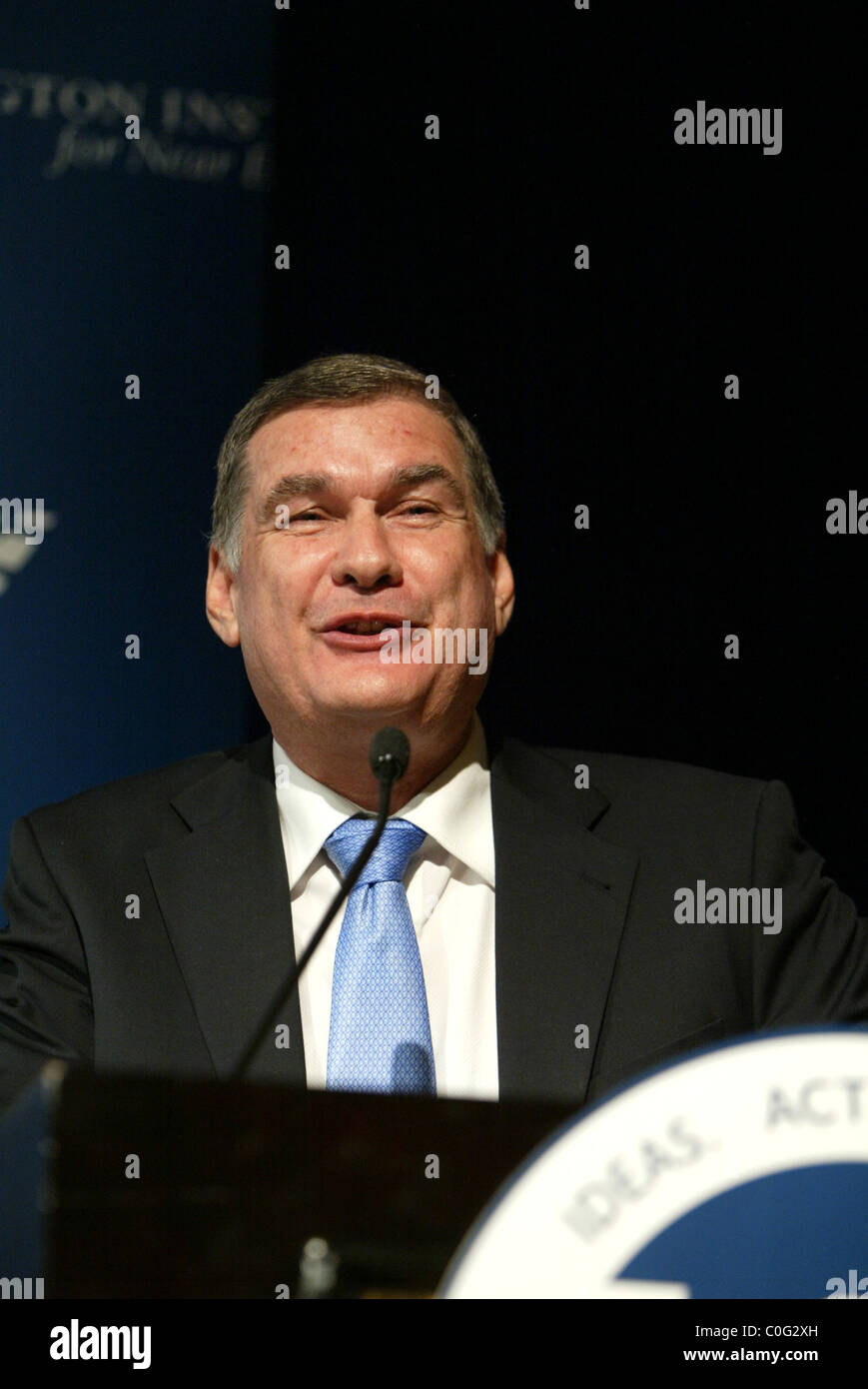 Deputy prime minister of israel hi-res stock photography and images - Alamy