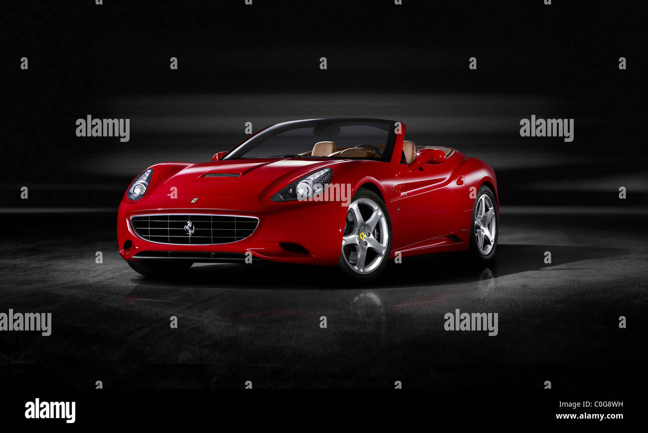 NEW FERRARI REVEALED The first official photographs have been published ...