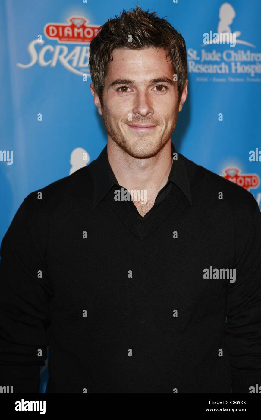 Dave Annable Scrabble Under The Stars to benefit St Jude Research ...