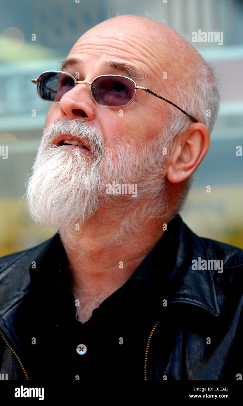 Making money discworld hi-res stock photography and images - Alamy