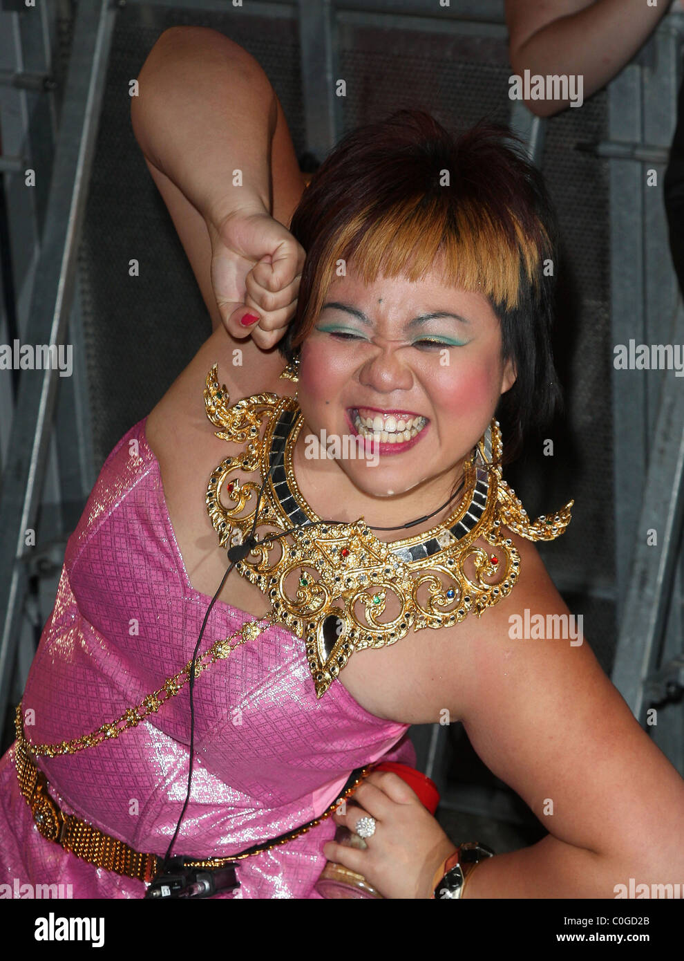 Kathreya Kasisopa Big Brother 9 launch night from Elstree Studios ...