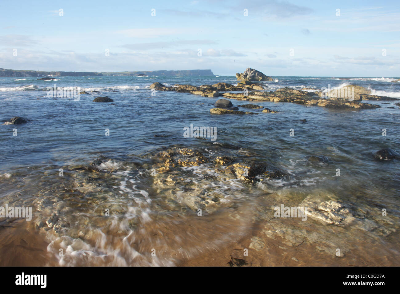 Rock pool giants causeway antrim hi-res stock photography and images ...