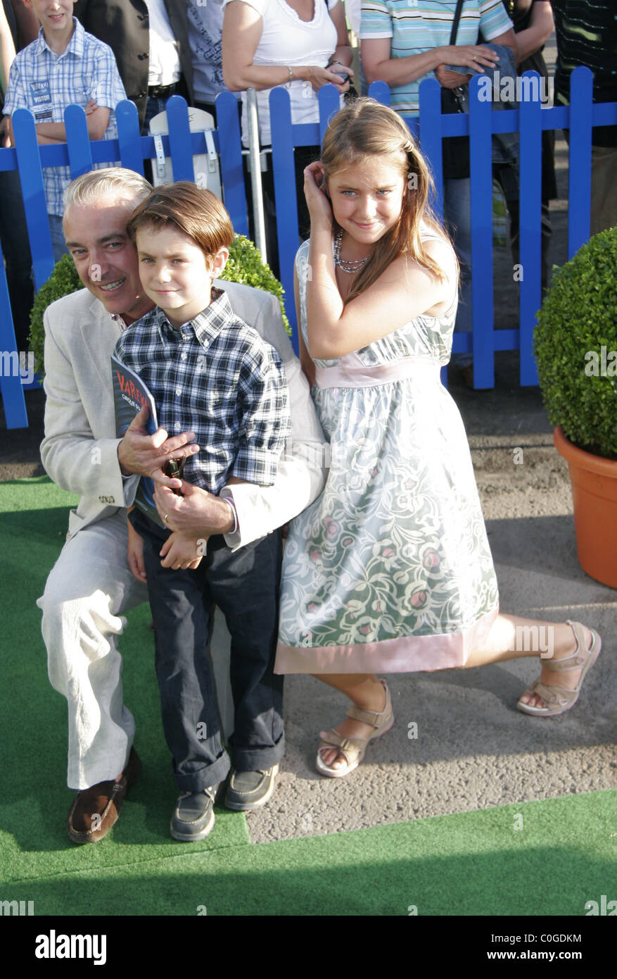 Christoph M. Ohrt, Spencer, Lilian Cirque du Soleil premiere "Varekai ...