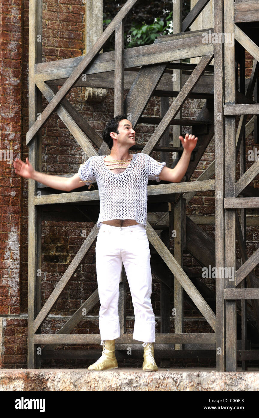 Regents park open air theatre hi-res stock photography and images - Alamy