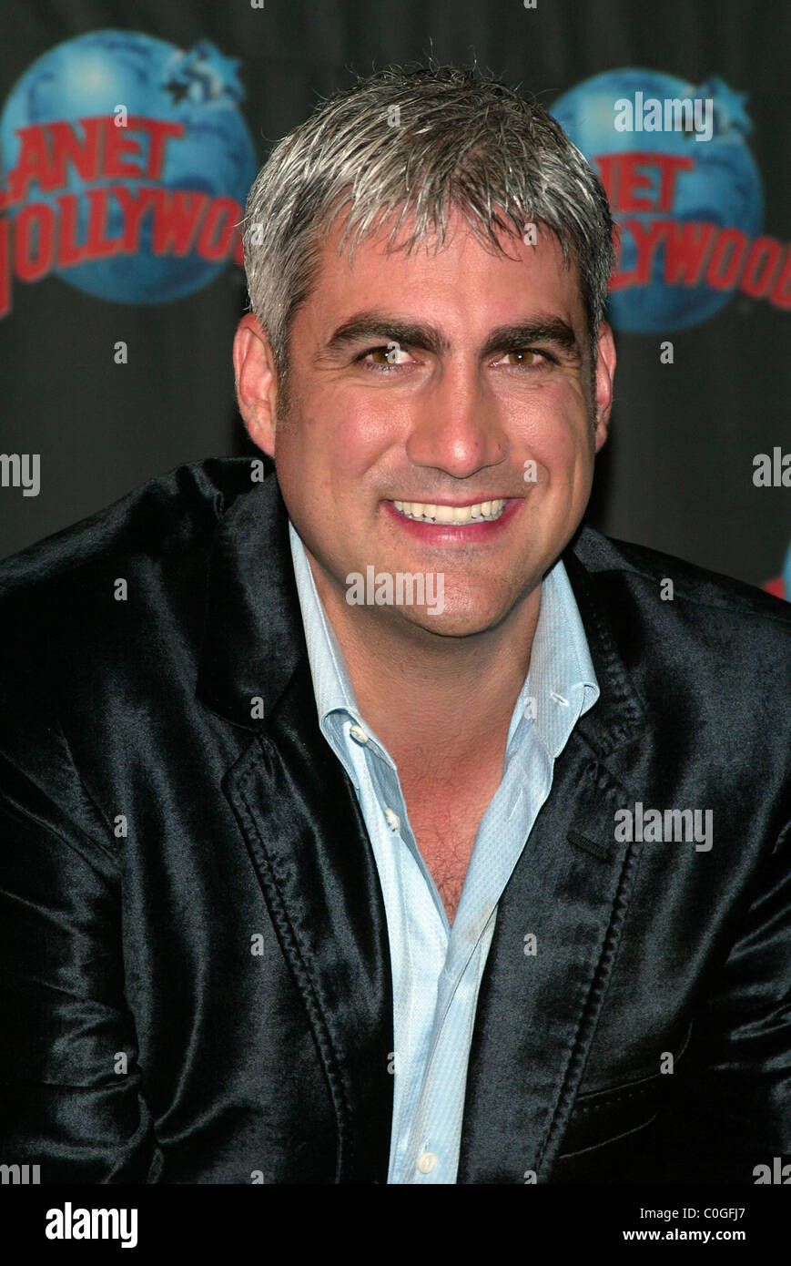 Taylor Hicks from American Idol celebrates his Broadway debut in Grease ...