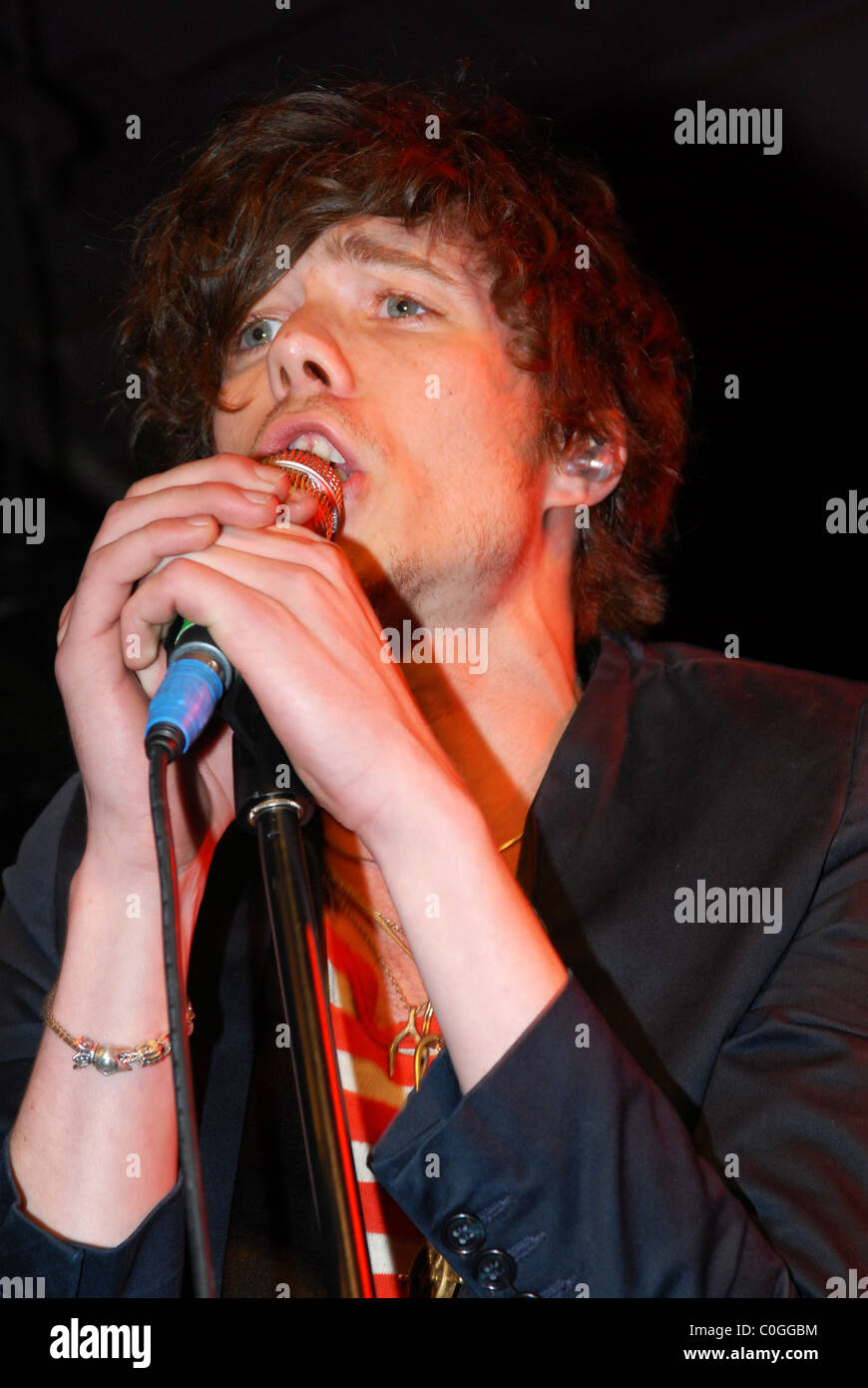 Joe Lean and The Jing Jang Jong performing live at Zavvi, Oxford Street ...