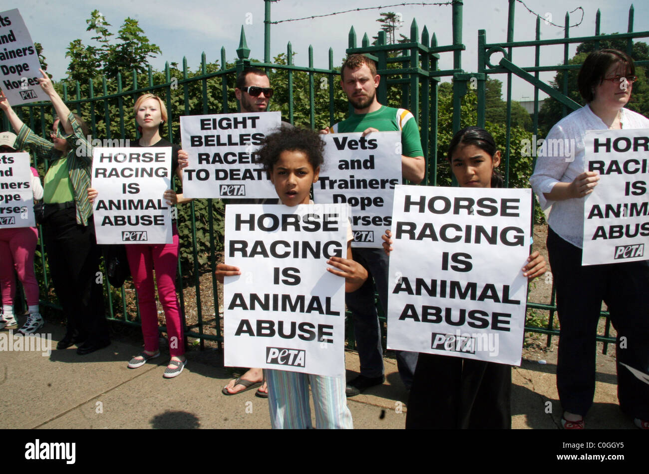PETA Protesters at Belmont protest in the wake of the Death of Eight ...