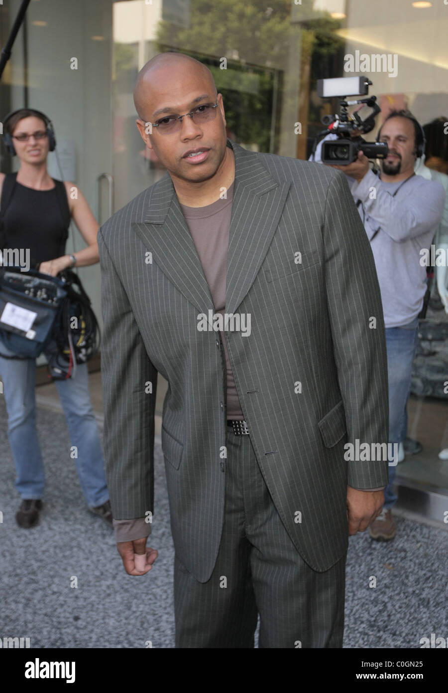 Jeff Henderson aka Chef Jeff films a segment for his upcoming reality ...