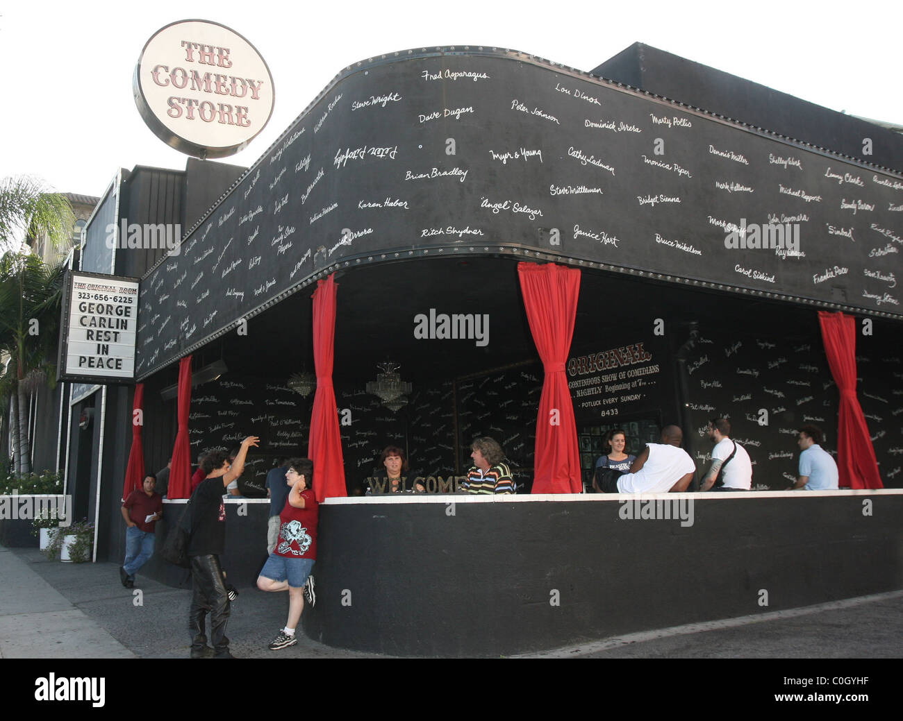 George carlin tribute hi-res stock photography and images - Alamy