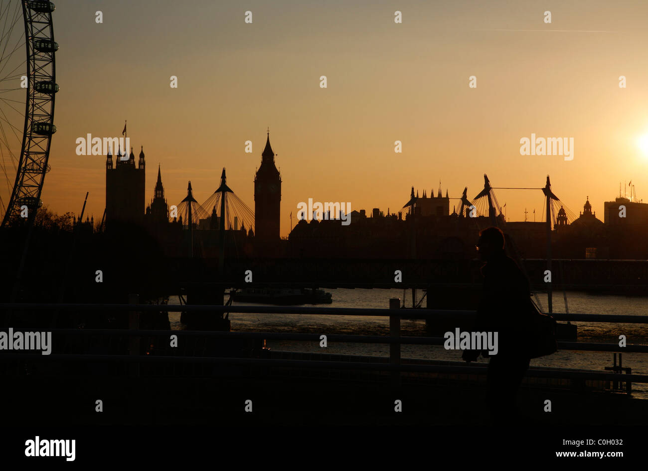 View from waterloo bridge wheel hi-res stock photography and images - Alamy