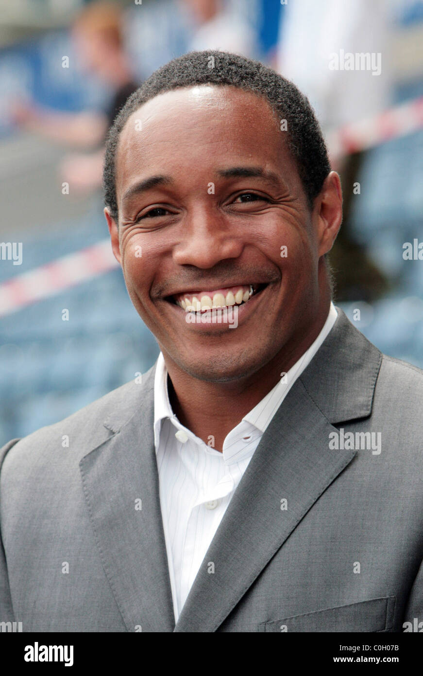 Paul ince captain hi-res stock photography and images - Alamy