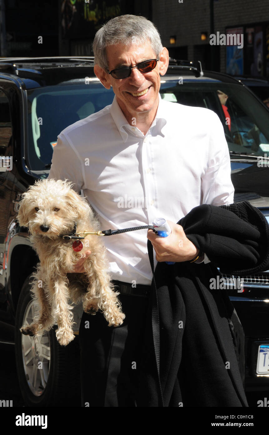 Richard belzer and dog hi-res stock photography and images - Alamy