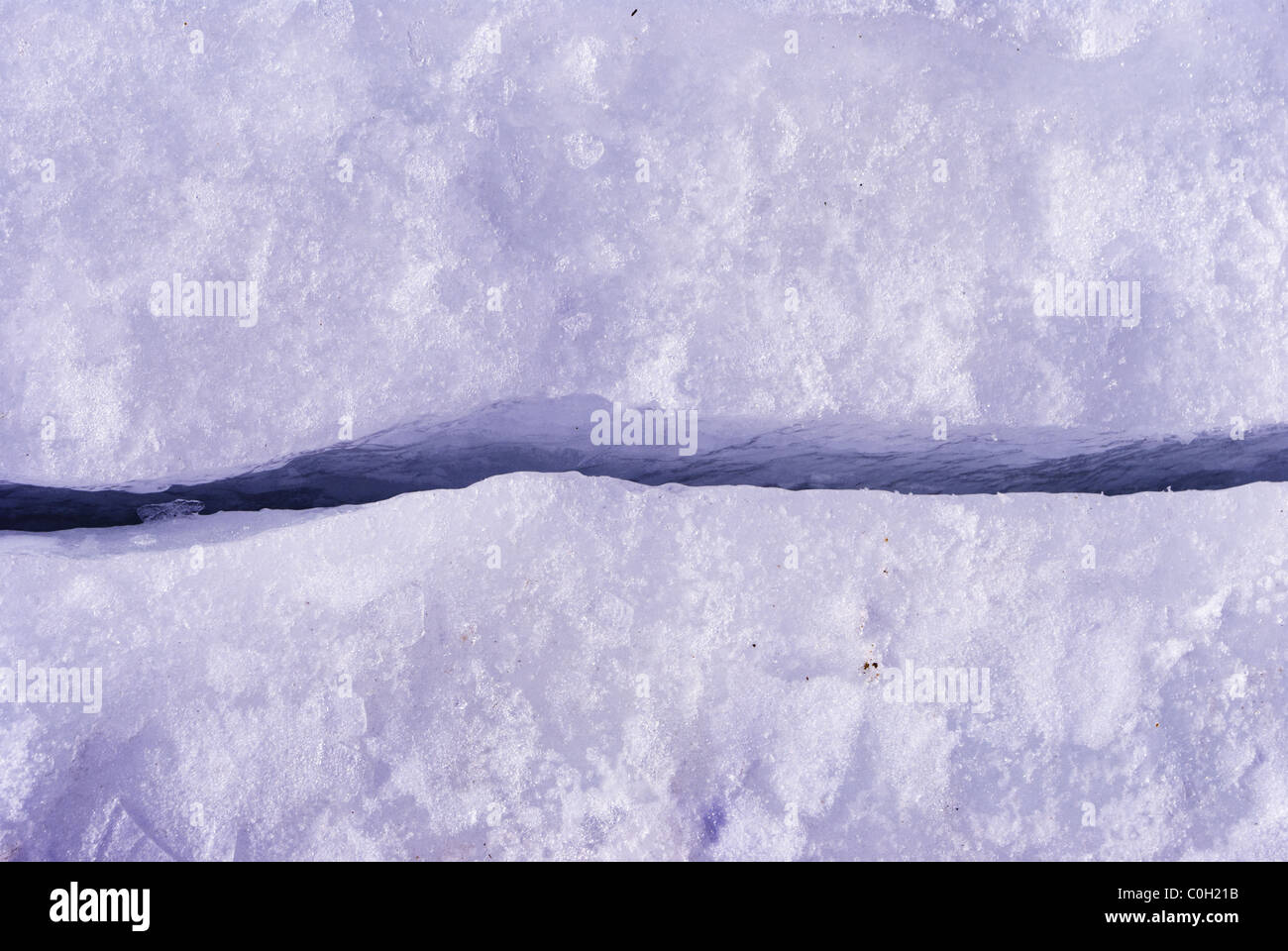 Crack ice lake city hi-res stock photography and images - Alamy