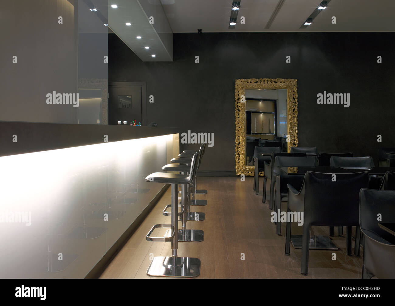 lounge bar counter in a hotel lobby Stock Photo - Alamy